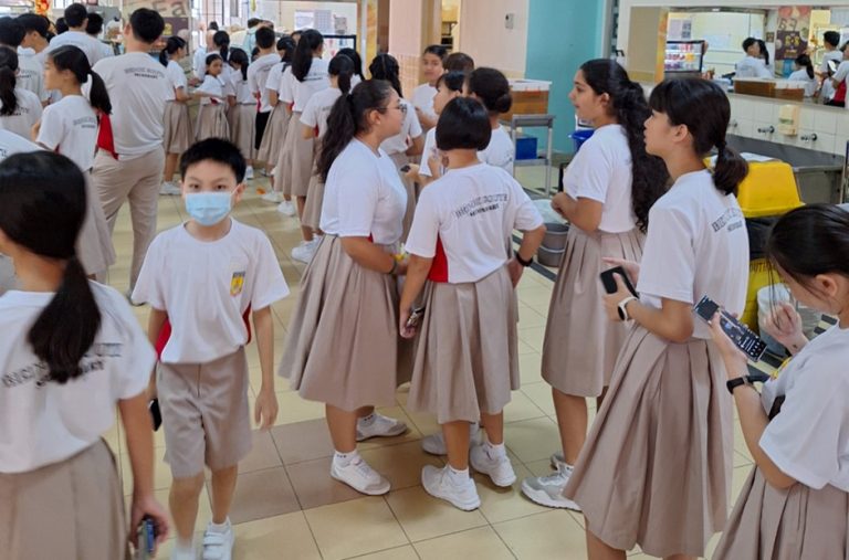 Want waffles? Order them in sign language – Schoolbag